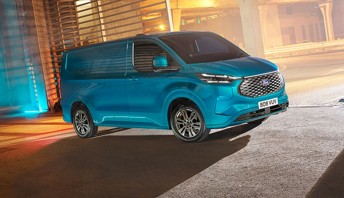 Ford Pro präsentiert vollelektrischen E-Transit Custom - Autopresse